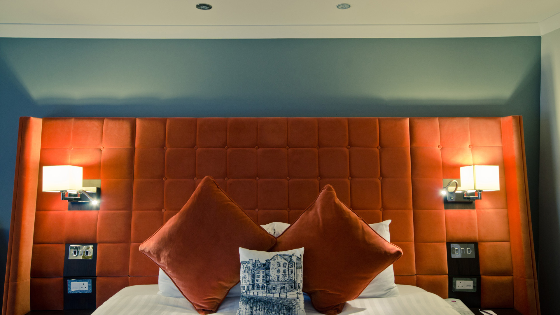 Bedrooms & Bathrooms Gallery - Helen Hooper Interiors